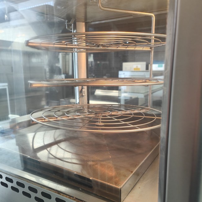 Lincat Rotating heated display - UM50 - Used Hot Food Display - Used ...
