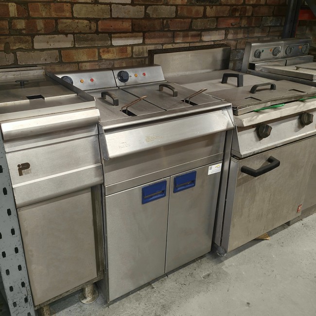 Electric free standing Fryer