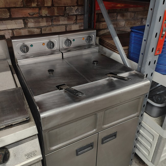 Chrome Electric Free Standing Fryer - Used Cooking Equipment - USED ...