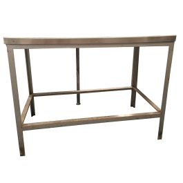 Standard steel table